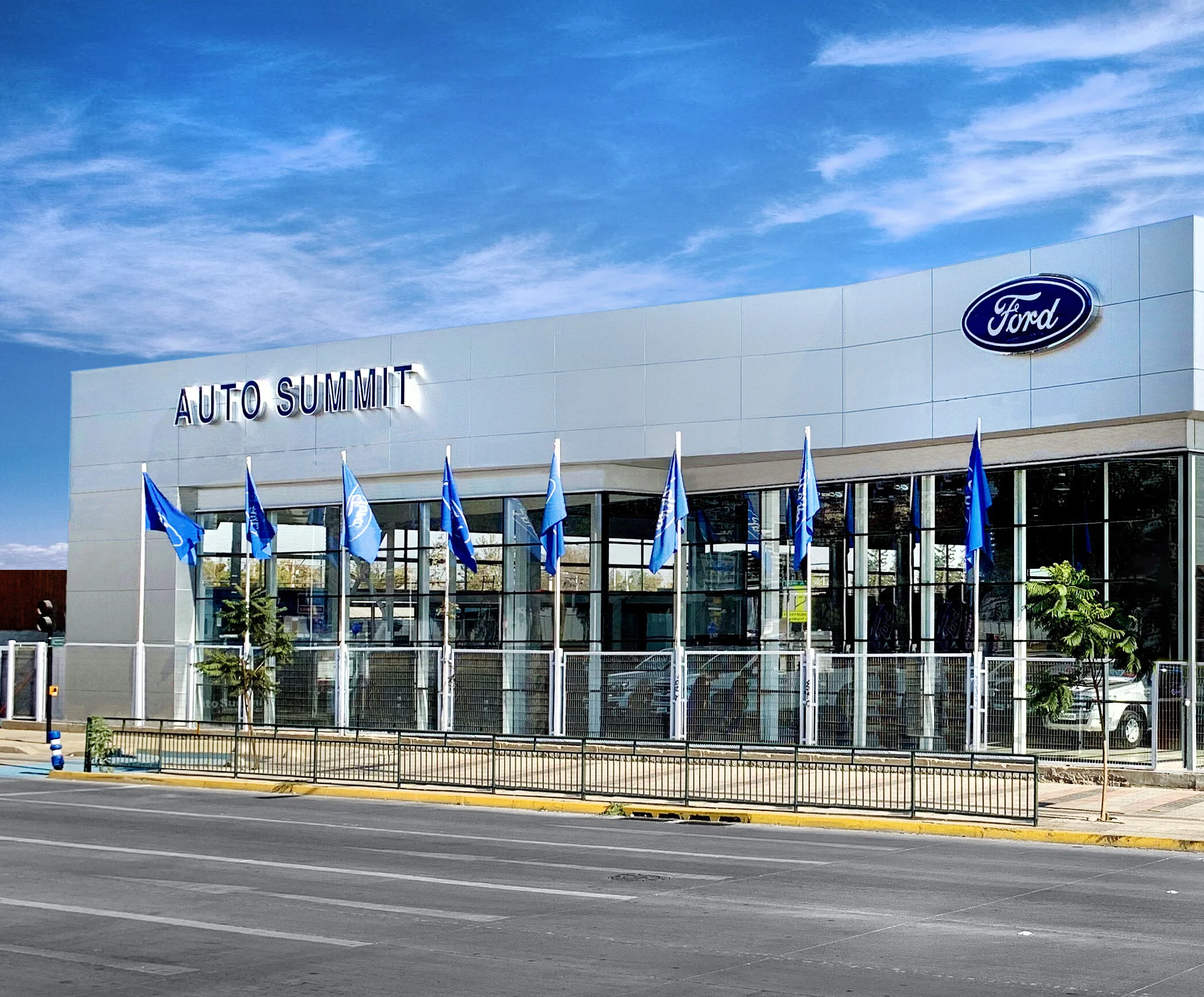 AutoSummit + Atom: Caso de éxito en la automatización de WhatsApp en el sector automotriz chileno